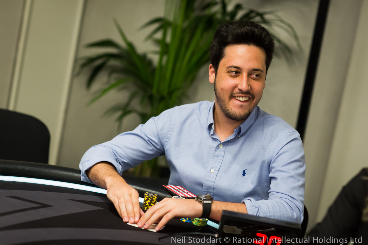 Adrián Mateos avanza a la mesa final del primer evento del Poker ...