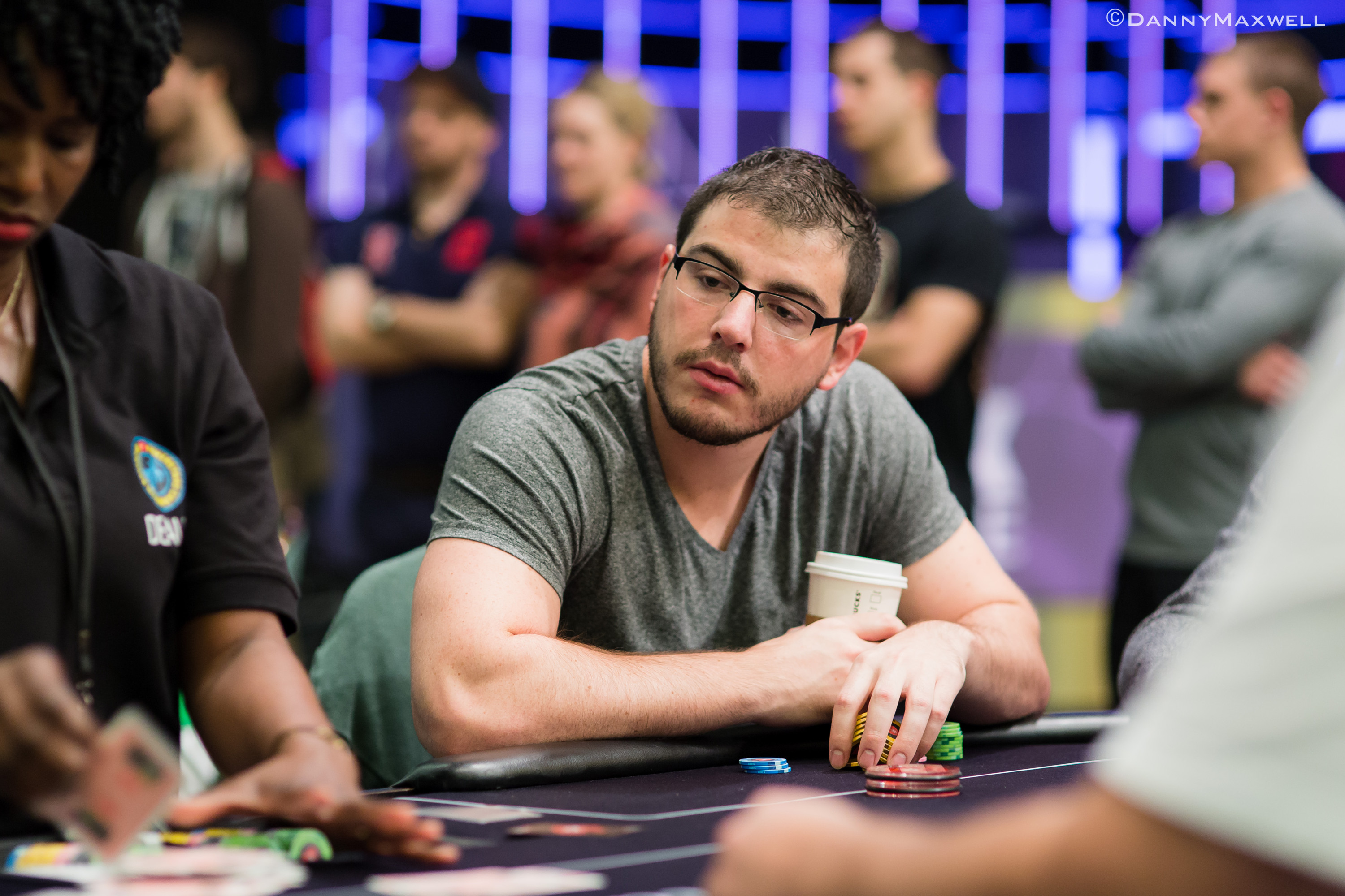 Dani Stern anuncia su adiós a los tapetes de poker | Poker Red